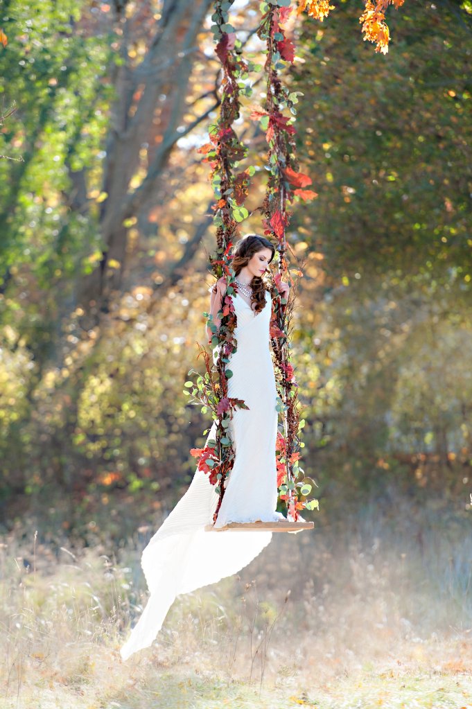 Fall Wedding Inspiration – Blue Willow – Something Borrowed Vintage Rentals